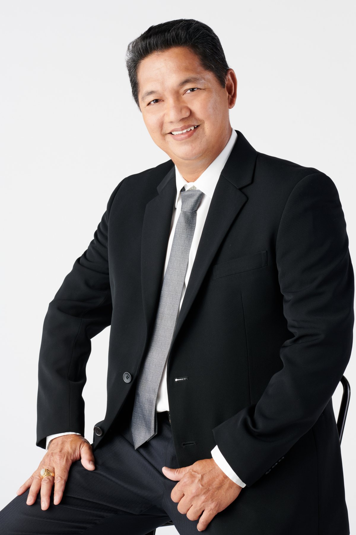 ทีมผู้บริหาร - C.P. LAND Public Company Limited